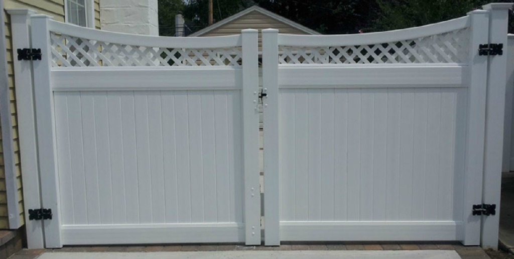 DOUBLE DRIVE REVERSE ARCH LATTICE GATES | Quality Lineals USA
